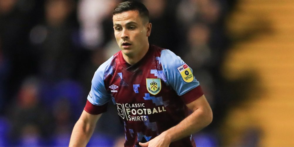Burnley to make late call on Josh Cullen fitness ahead of Reading ...